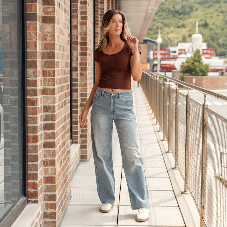 Women's Tops | Eclipse Stores